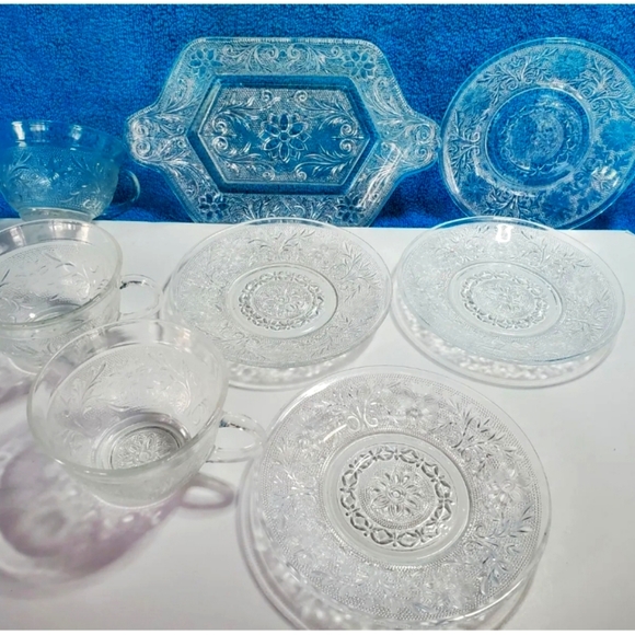 Indiana Glass | Dining | Vintage Sandwich Pattern Indiana Glass 8 ...
